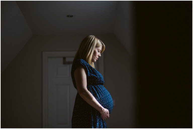 Lauren's beautiful baby bump - Nottingham Maternity shoot